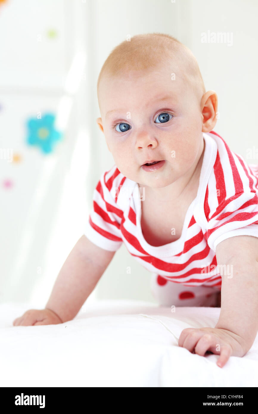 Baby crawling reaching hi-res stock photography and images - Alamy