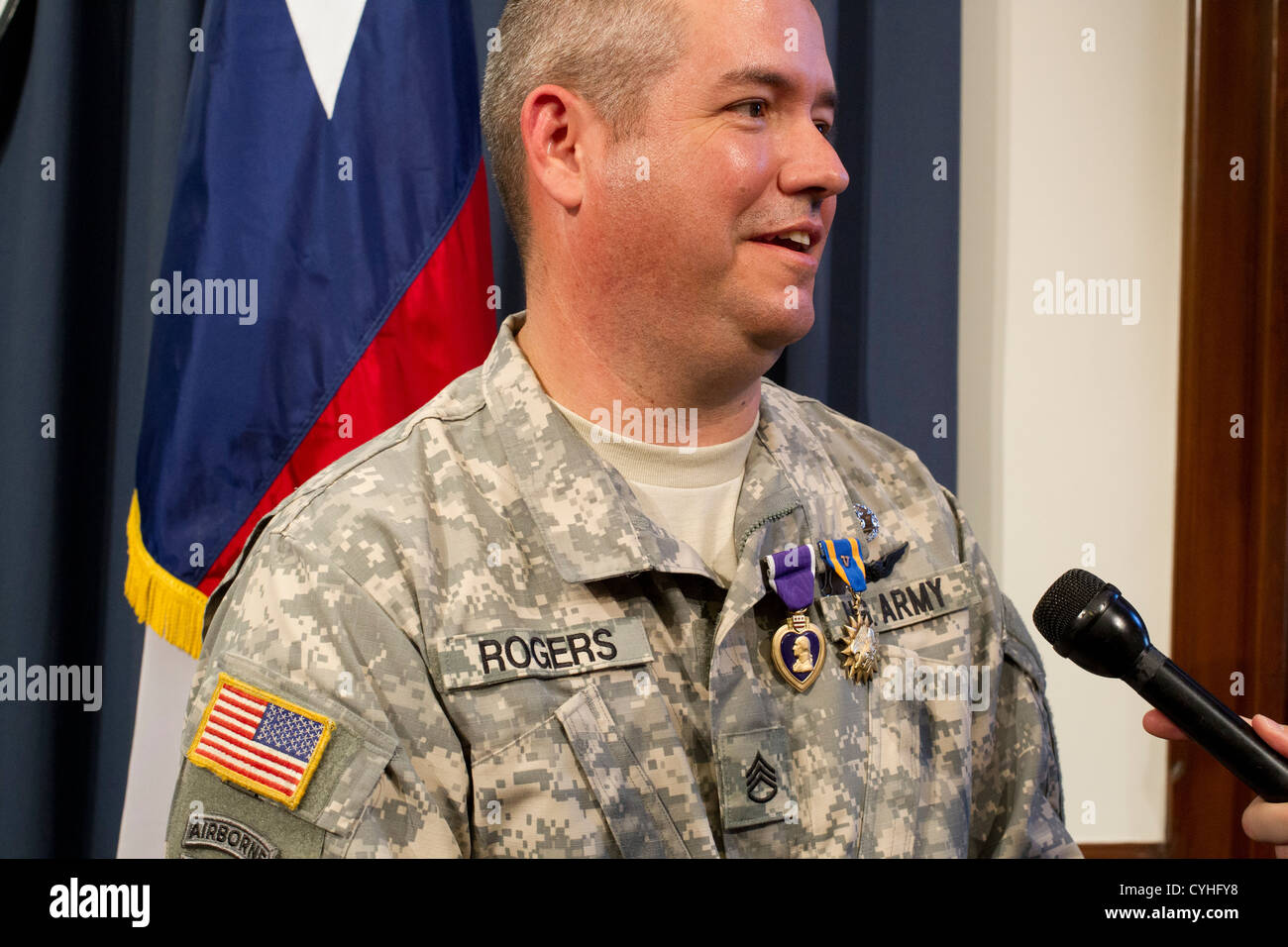 Medal of honor hero hi-res stock photography and images - Alamy