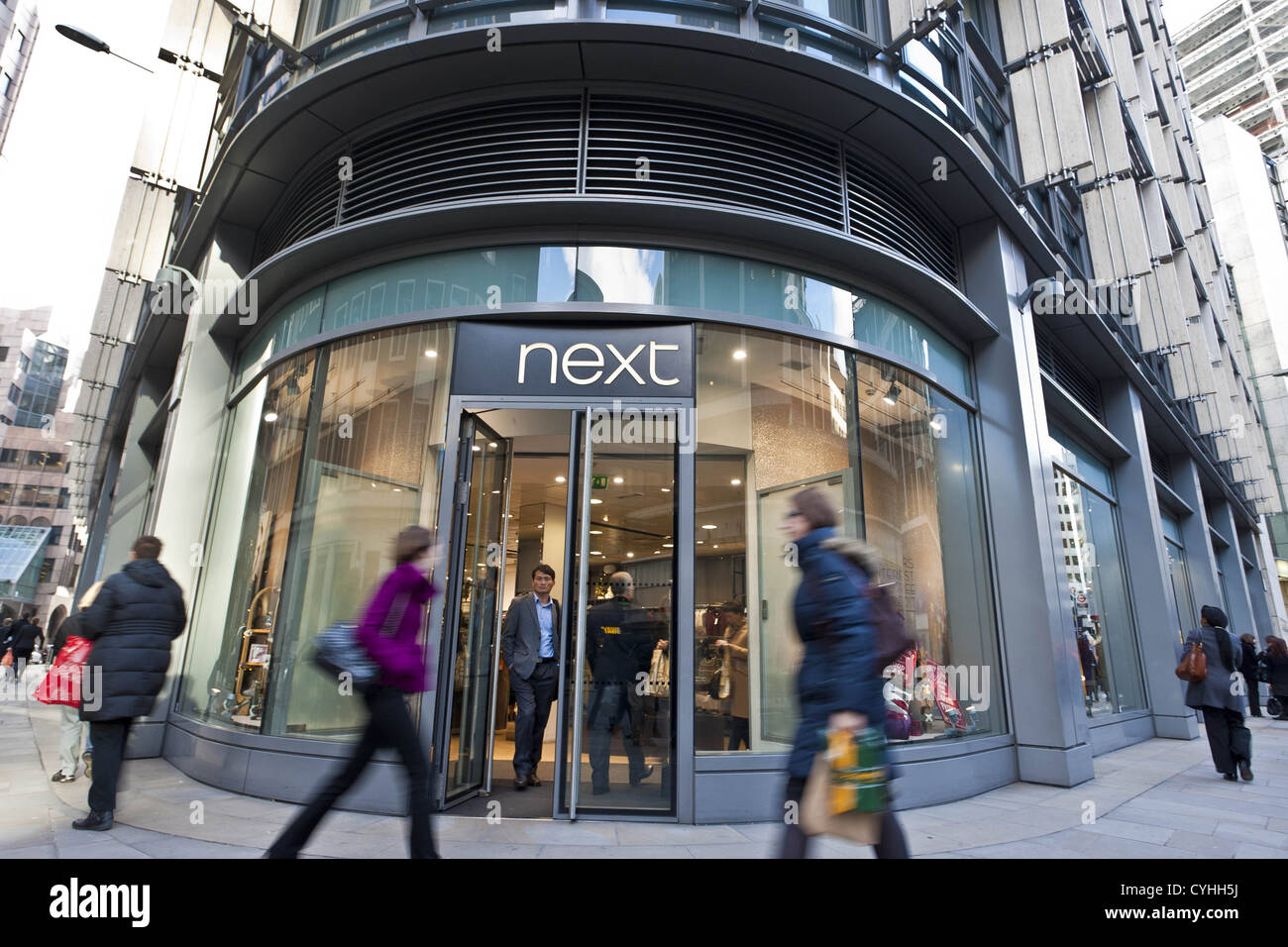 Next plc uk 2020 hi-res stock photography and images - Alamy
