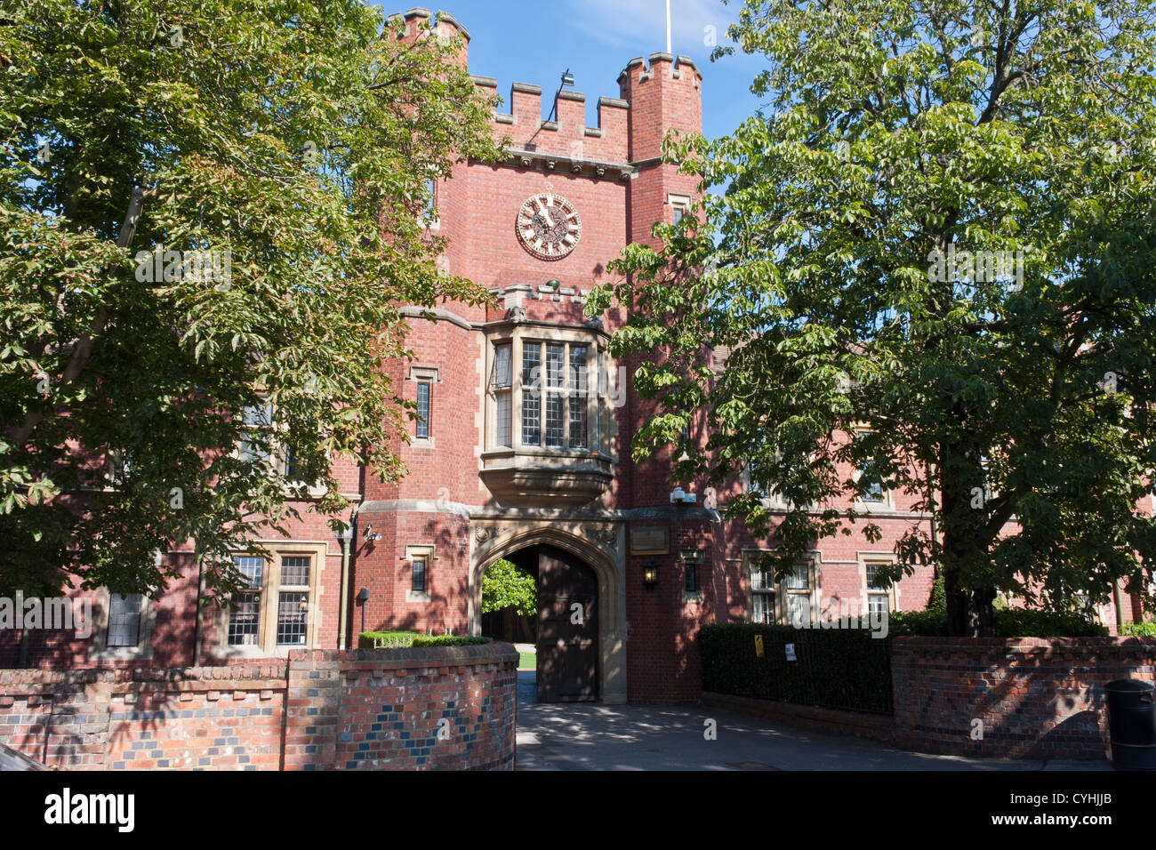 Educational buildings hi-res stock photography and images - Alamy