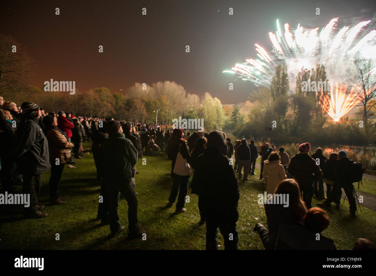 Firework display houses of parliament hi-res stock photography and ...