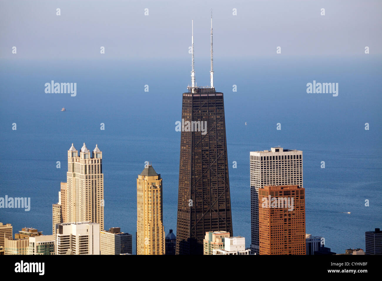 Aerial chicago skyline buildings hi-res stock photography and images ...