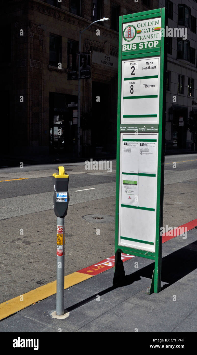 Golden gate transit bus hi-res stock photography and images - Alamy