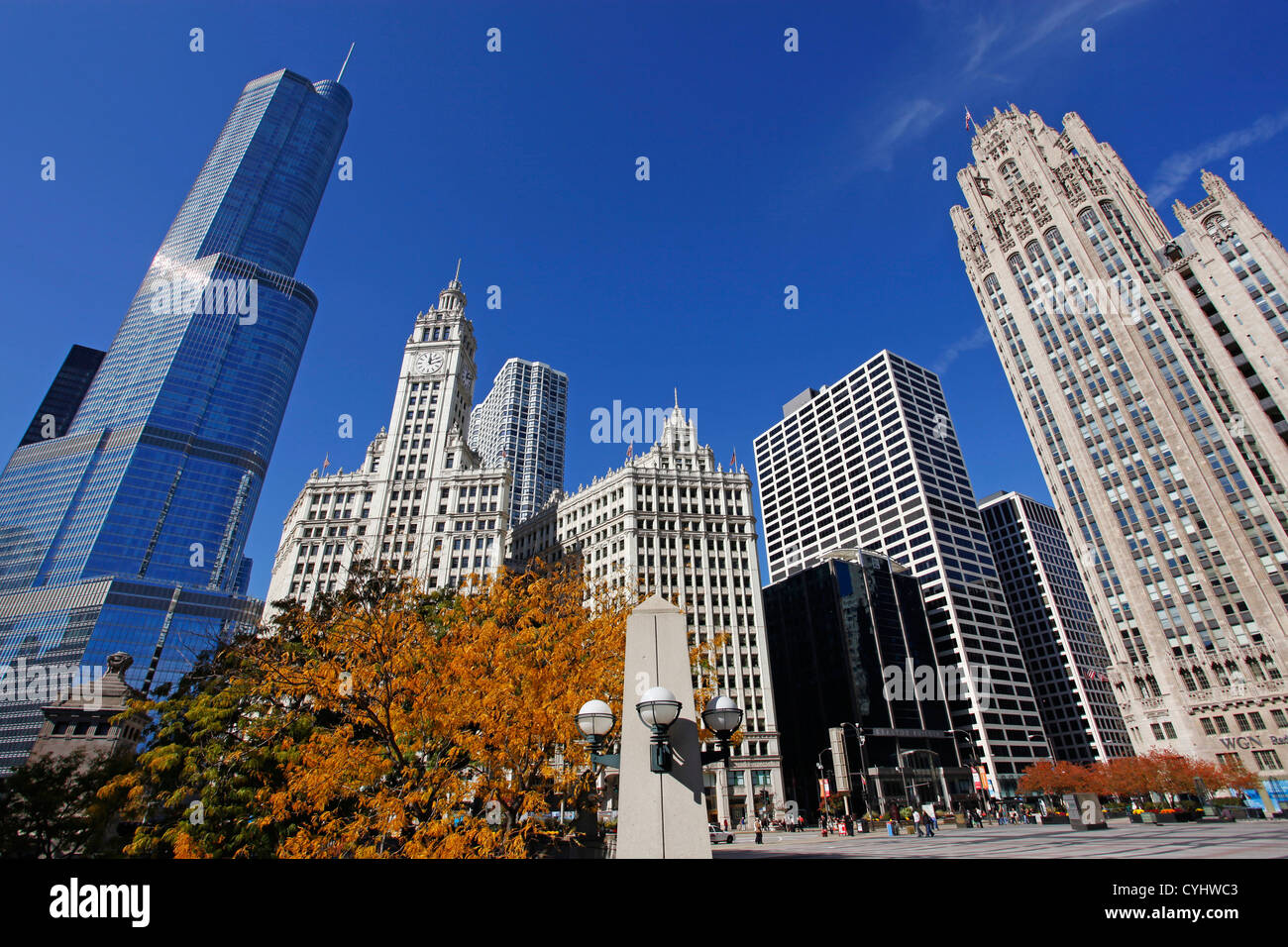 Trump International Hotel and Tower and Wrigley Building on the city ...