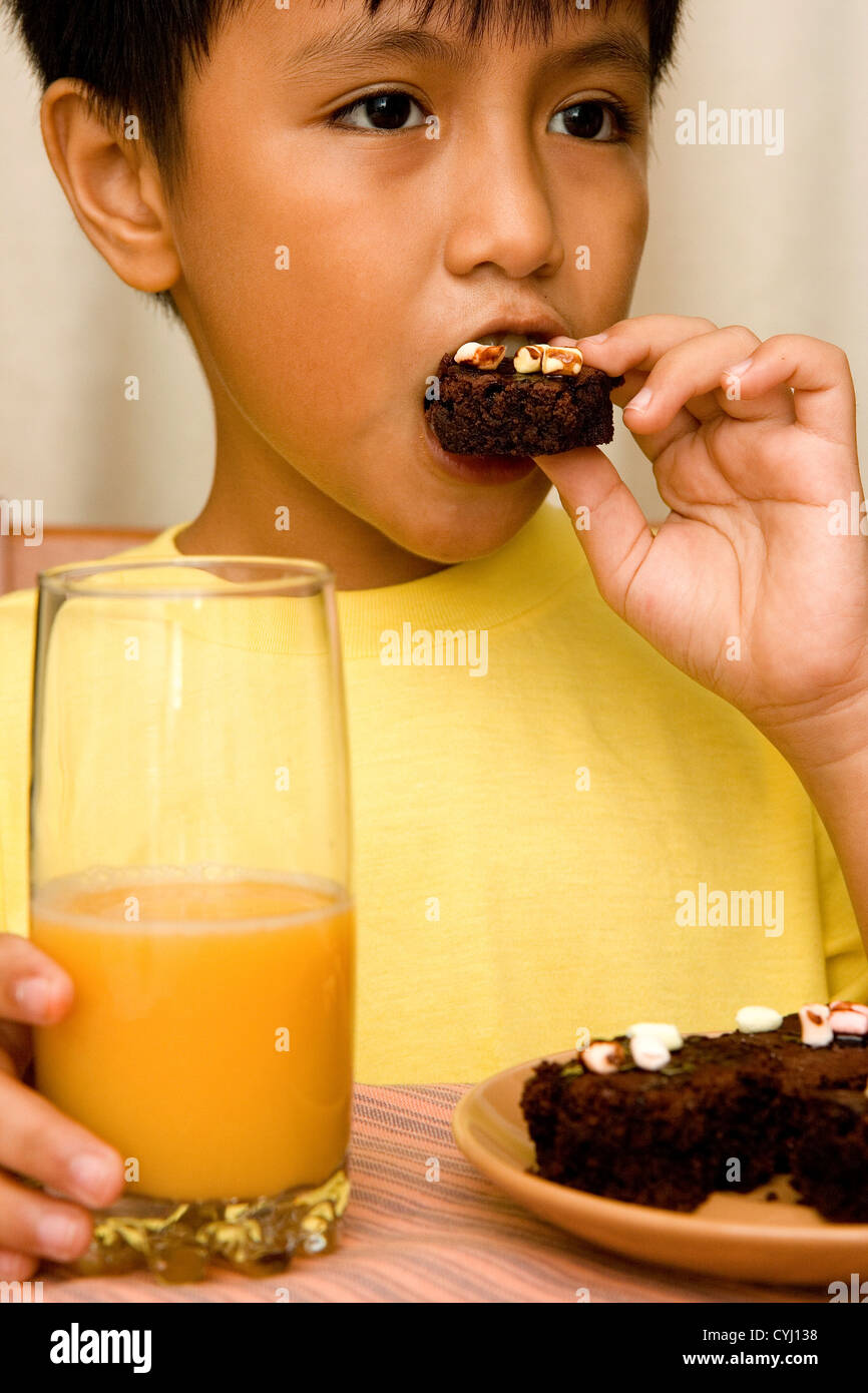 Happy brownies hi-res stock photography and images - Alamy