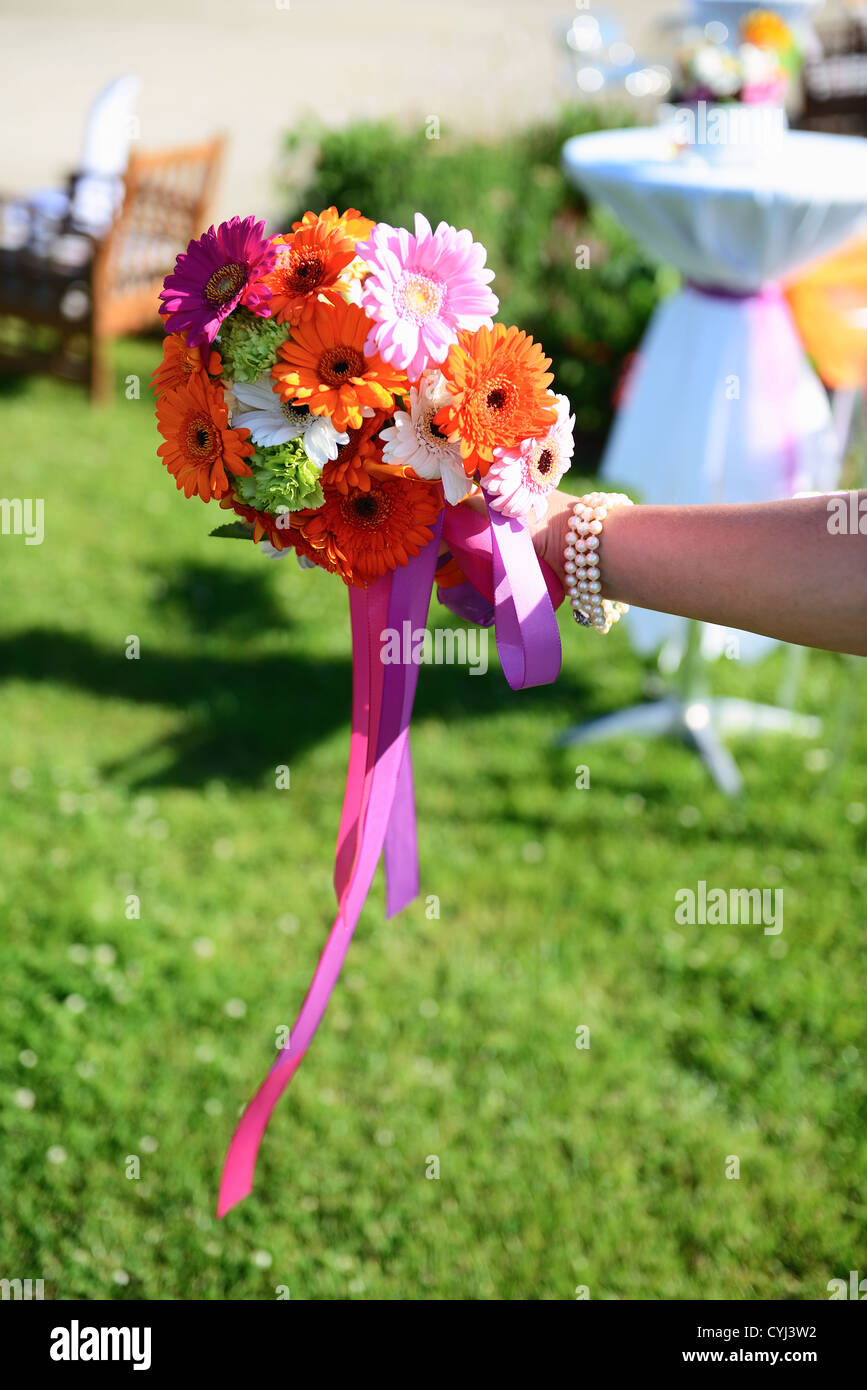 beautiful wedding flowers in a decorated garden in the background Stock ...