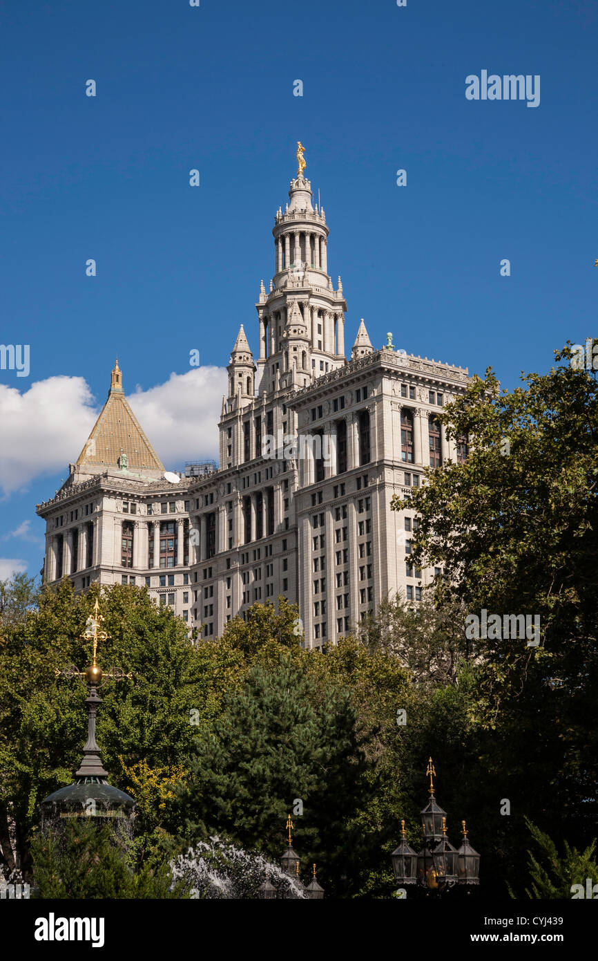 Municipal Building and U.S. Courthouse, Lower Manhattan, NYC, USA Stock ...