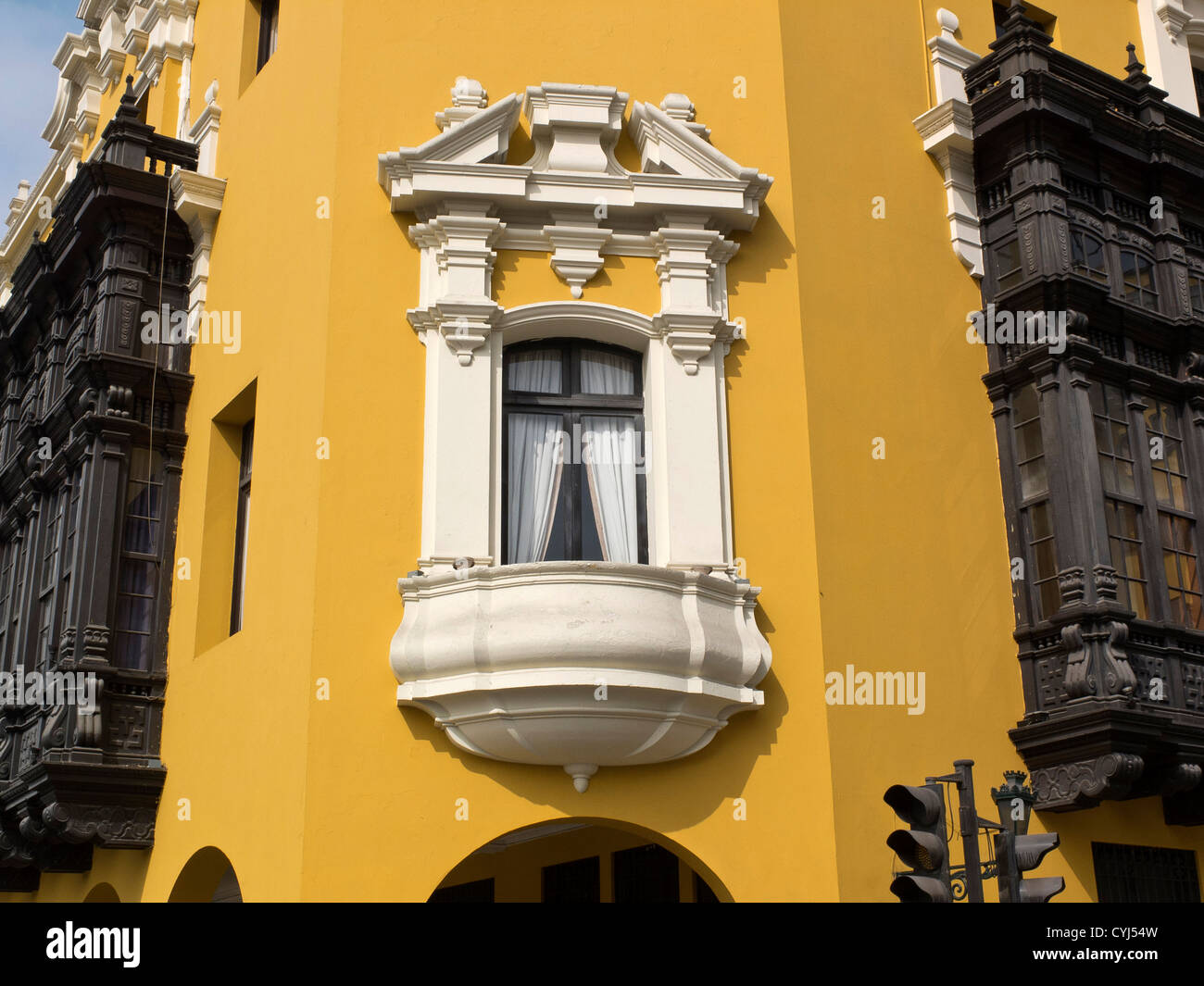 City hall of lima hi-res stock photography and images - Alamy