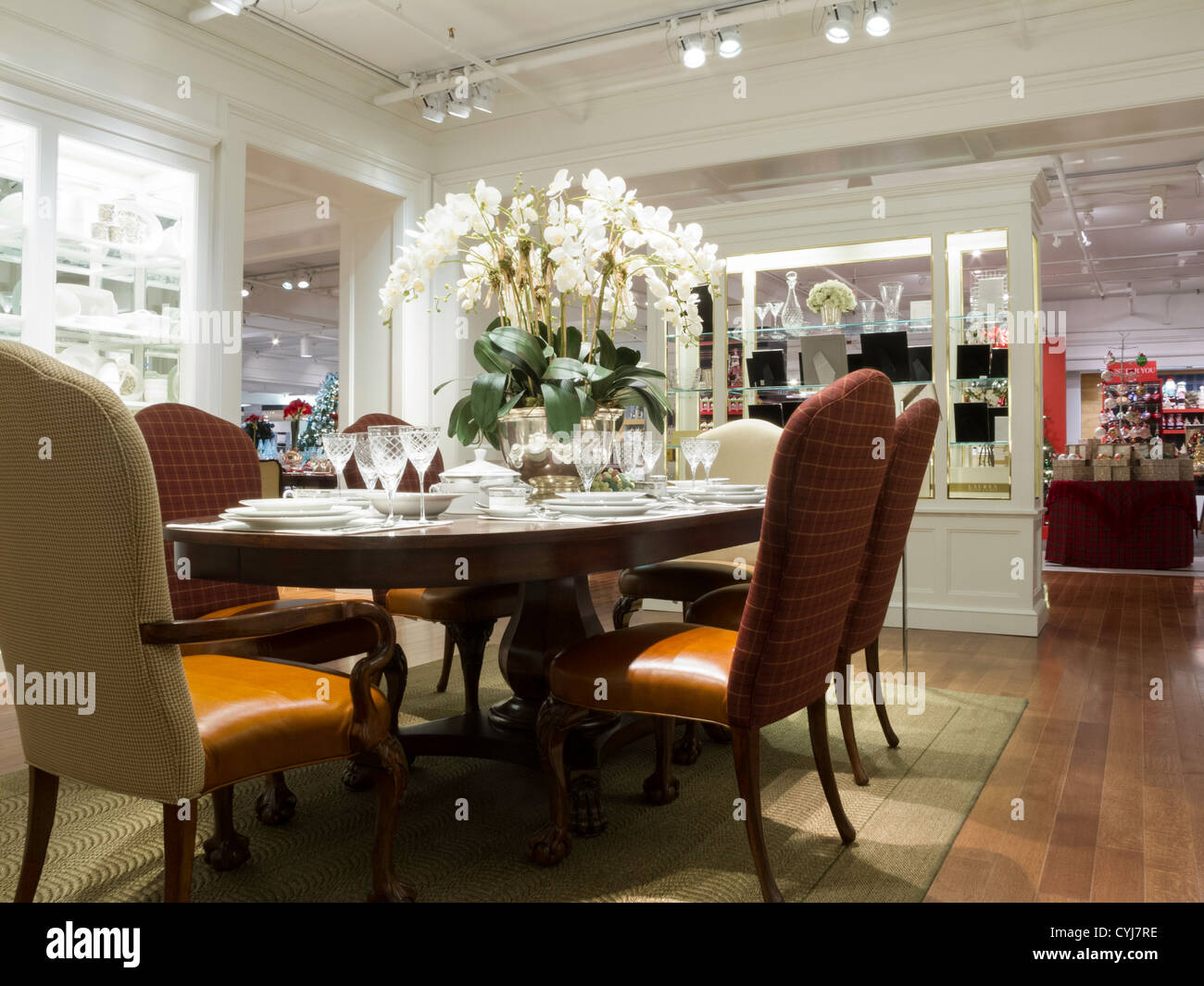 Lord Taylor Flagship Store Interior High Resolution Stock Photography ...
