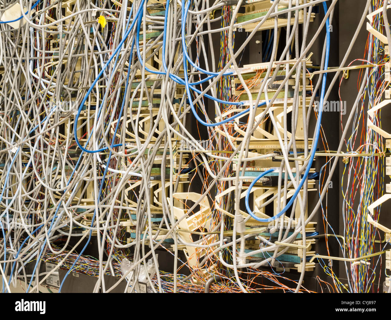 Electronic communications hi-res stock photography and images - Alamy