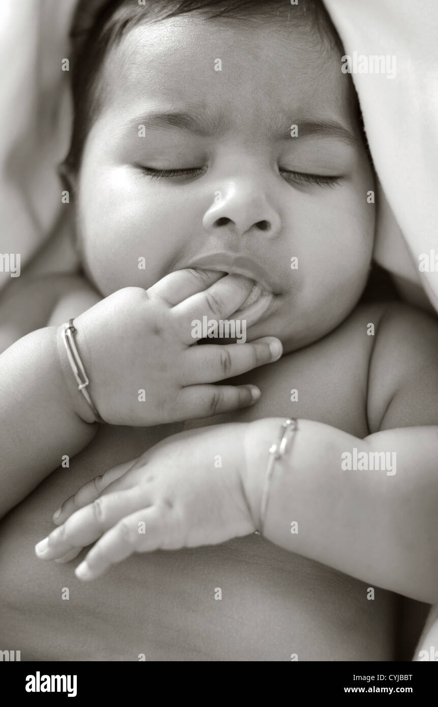 Indian muslim girl hi-res stock photography and images - Alamy