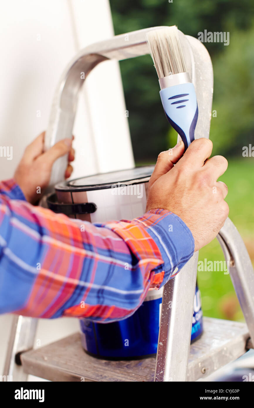 Man decorating pot hi-res stock photography and images - Alamy