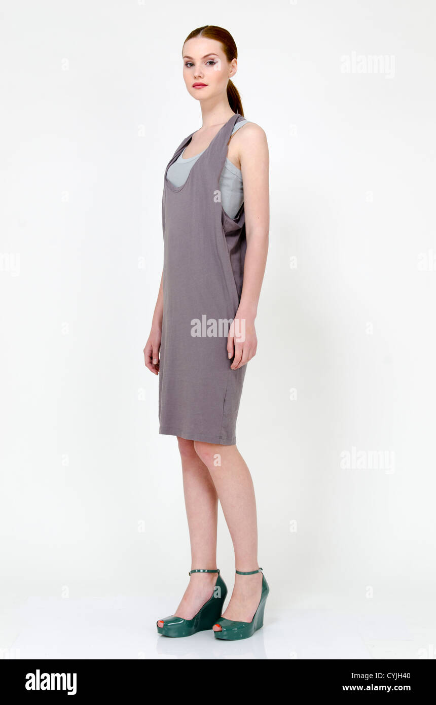 Full lenght fashion model portrait Stock Photo - Alamy