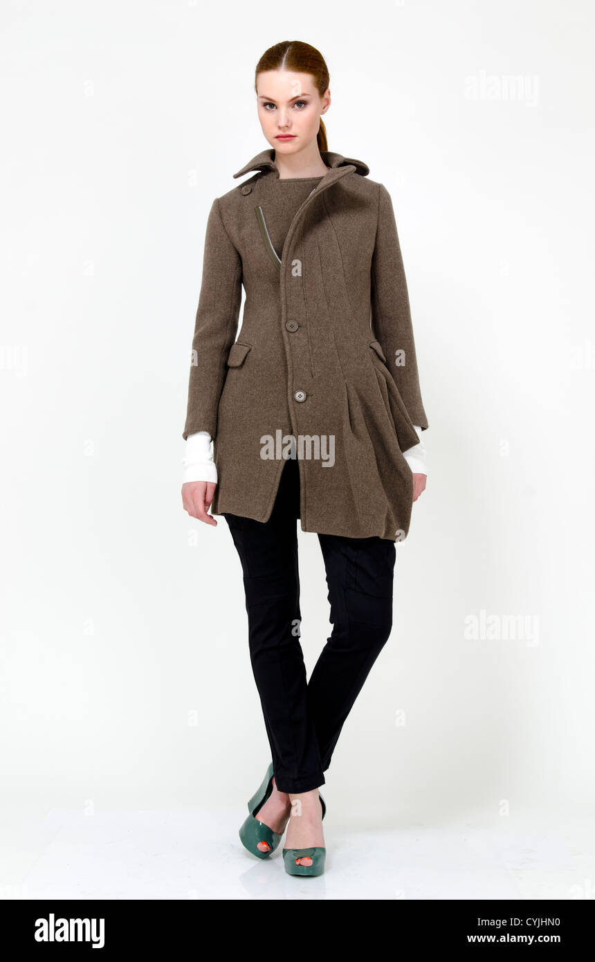 Full lenght fashion model portrait Stock Photo - Alamy