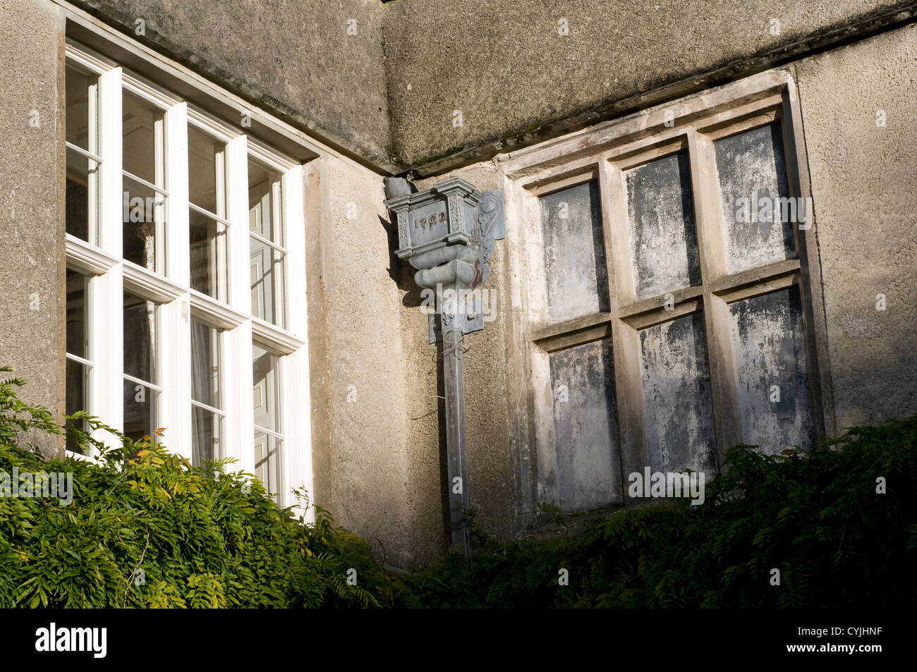 lead gutter,forde house ,Newton Abbot,Devon,square-headed windows ...