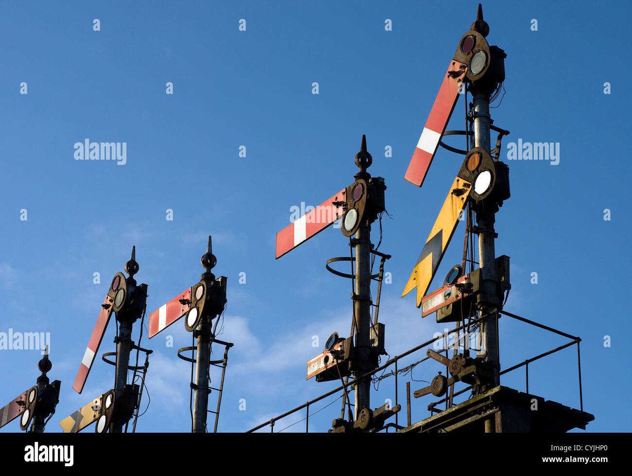 Semaphore train signal hi-res stock photography and images - Alamy