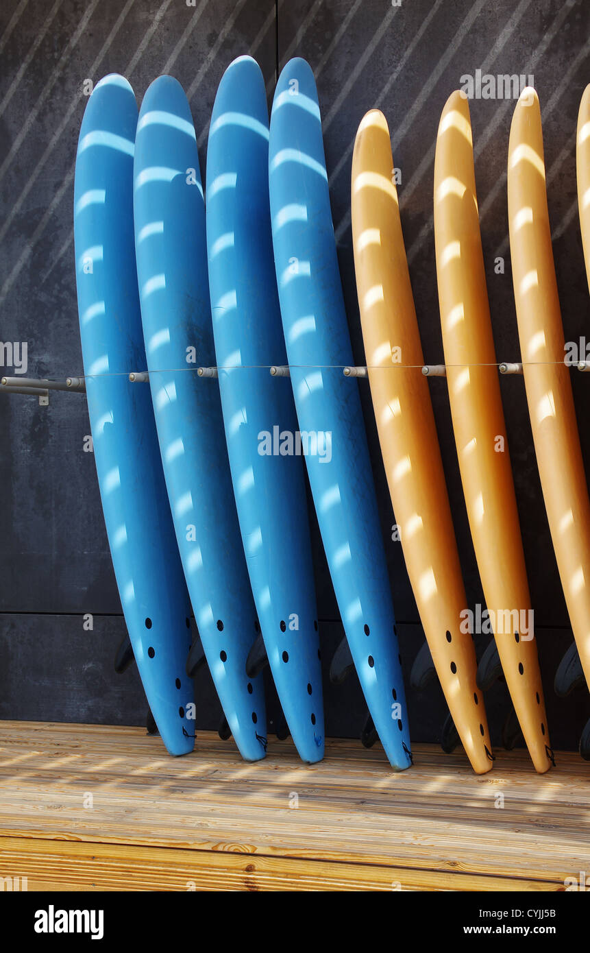 Nobody vertical standing color hi-res stock photography and images - Alamy