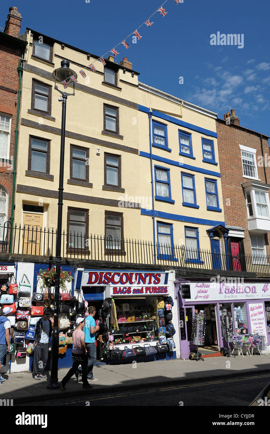 Seaside retail hi-res stock photography and images - Alamy