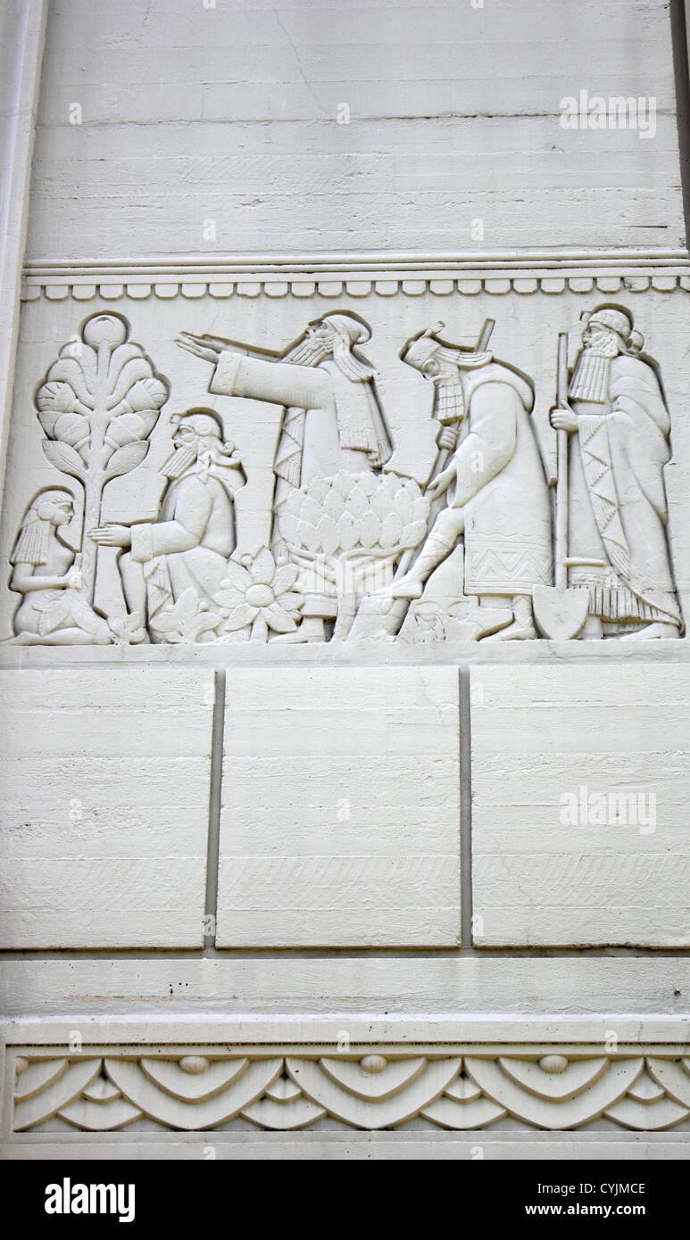 Architectural detail, Valley Life Sciences Building, University of ...