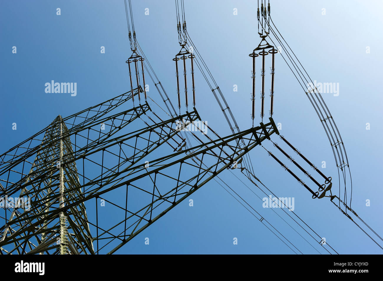 An electricity pylon with power cables Stock Photo - Alamy