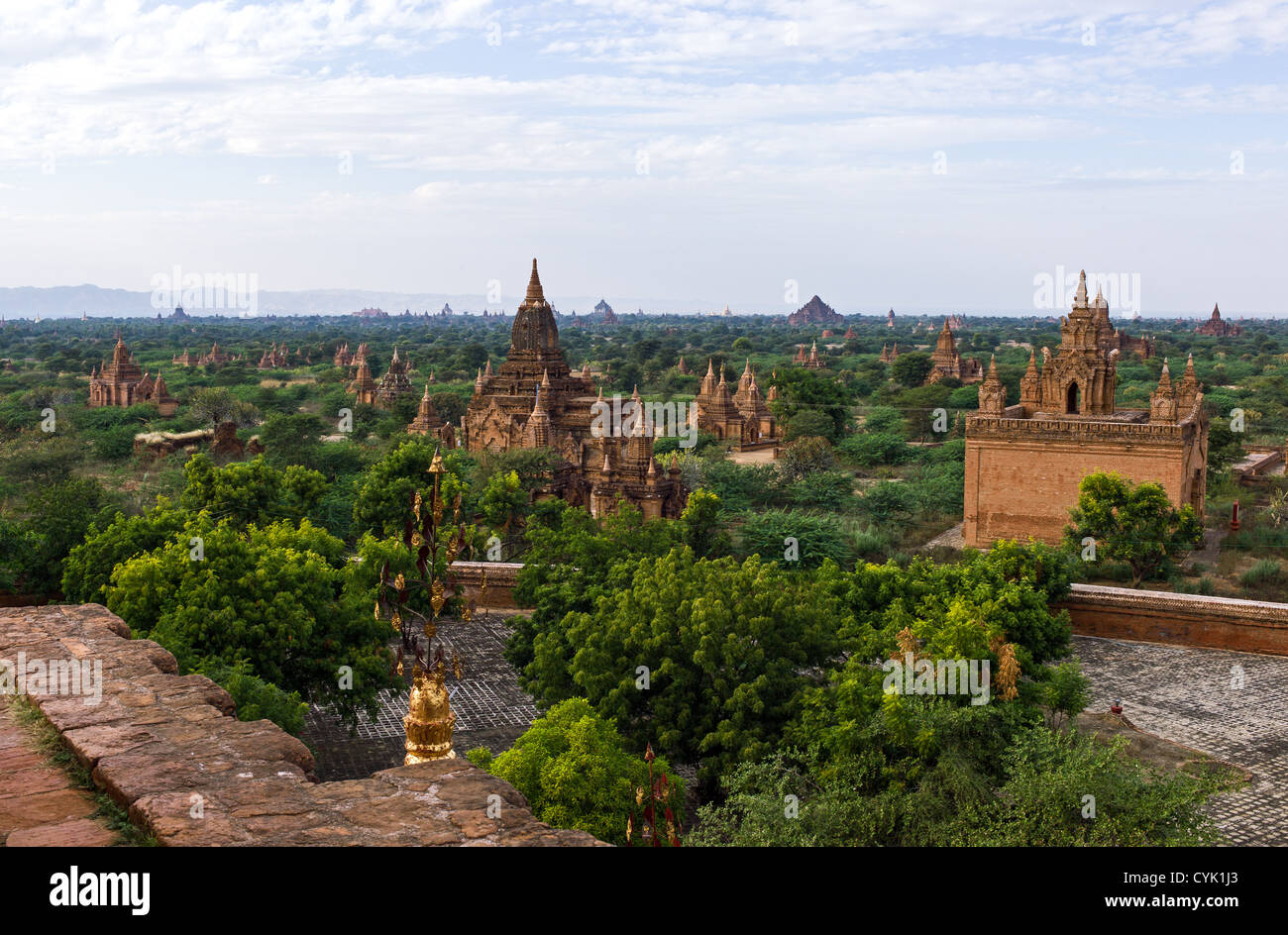 Myanmar, Bagan, the plain with thousand of 880-year old temple ruins ...