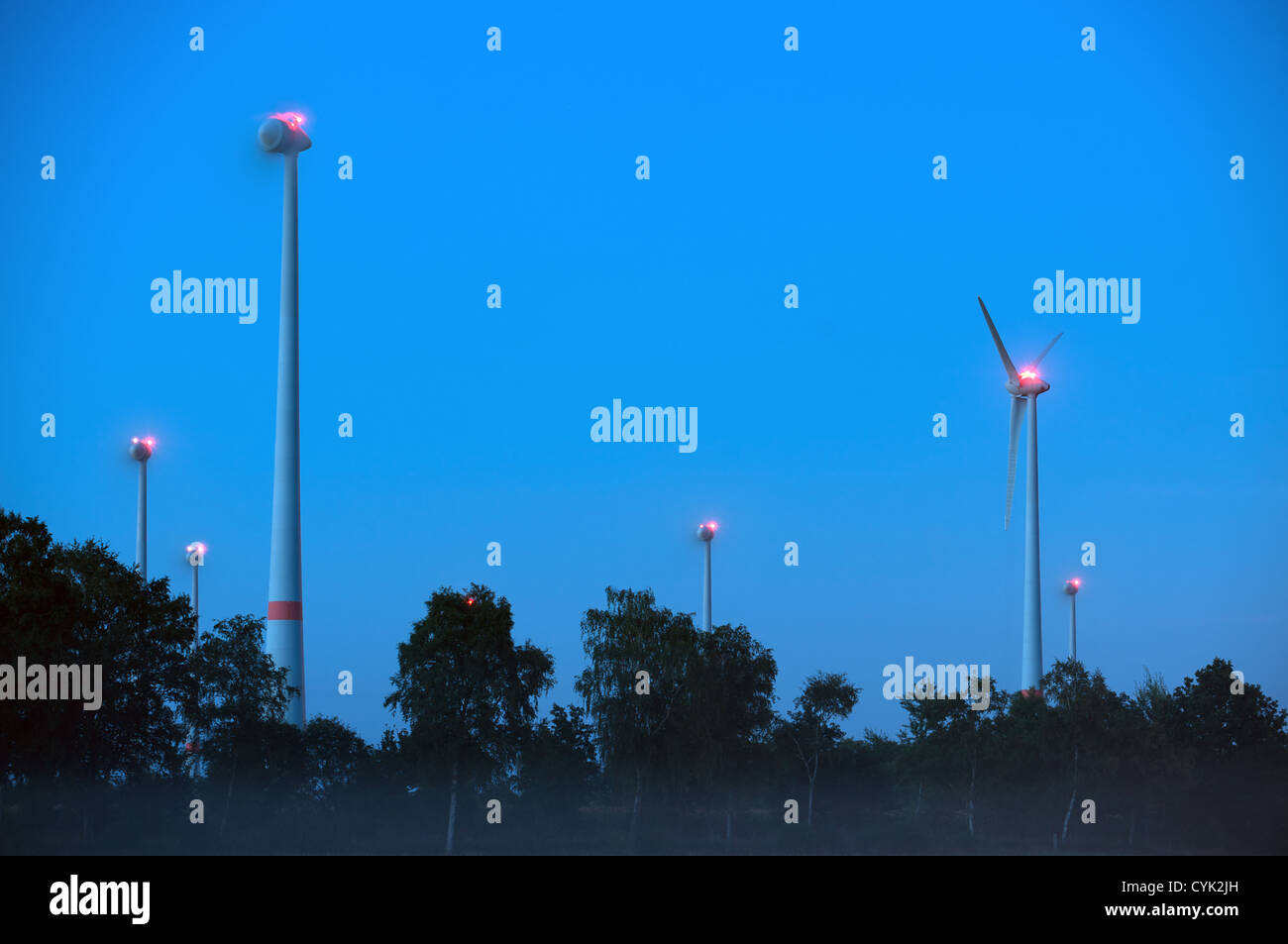 Inland windfarm hi-res stock photography and images - Alamy