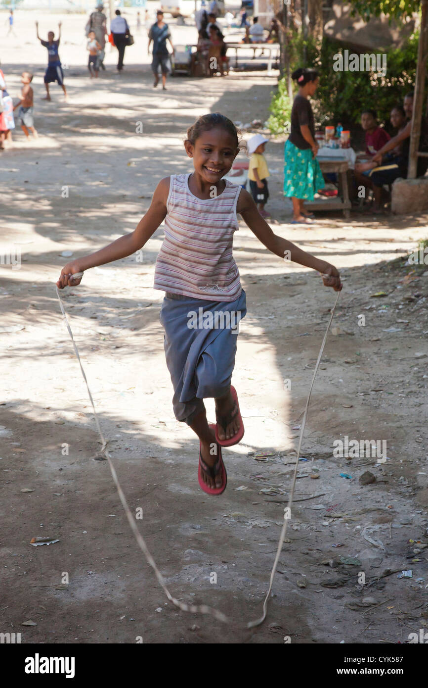 Indonesia, Papua New Guinea, Tubuserea Village. Young Motuan girl ...