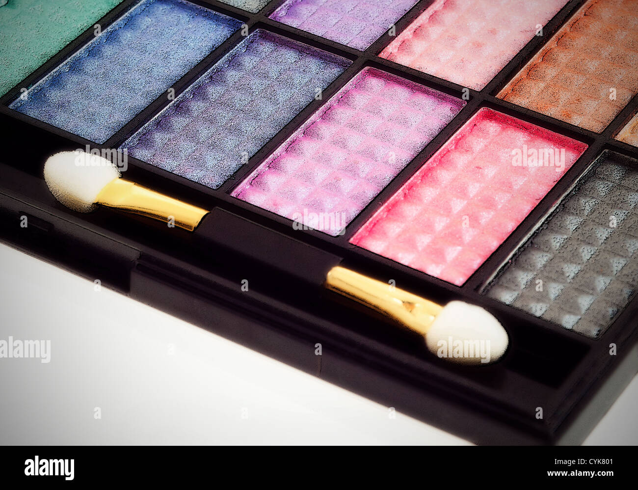 Make-up Artist palette of eye shadow colors Stock Photo - Alamy
