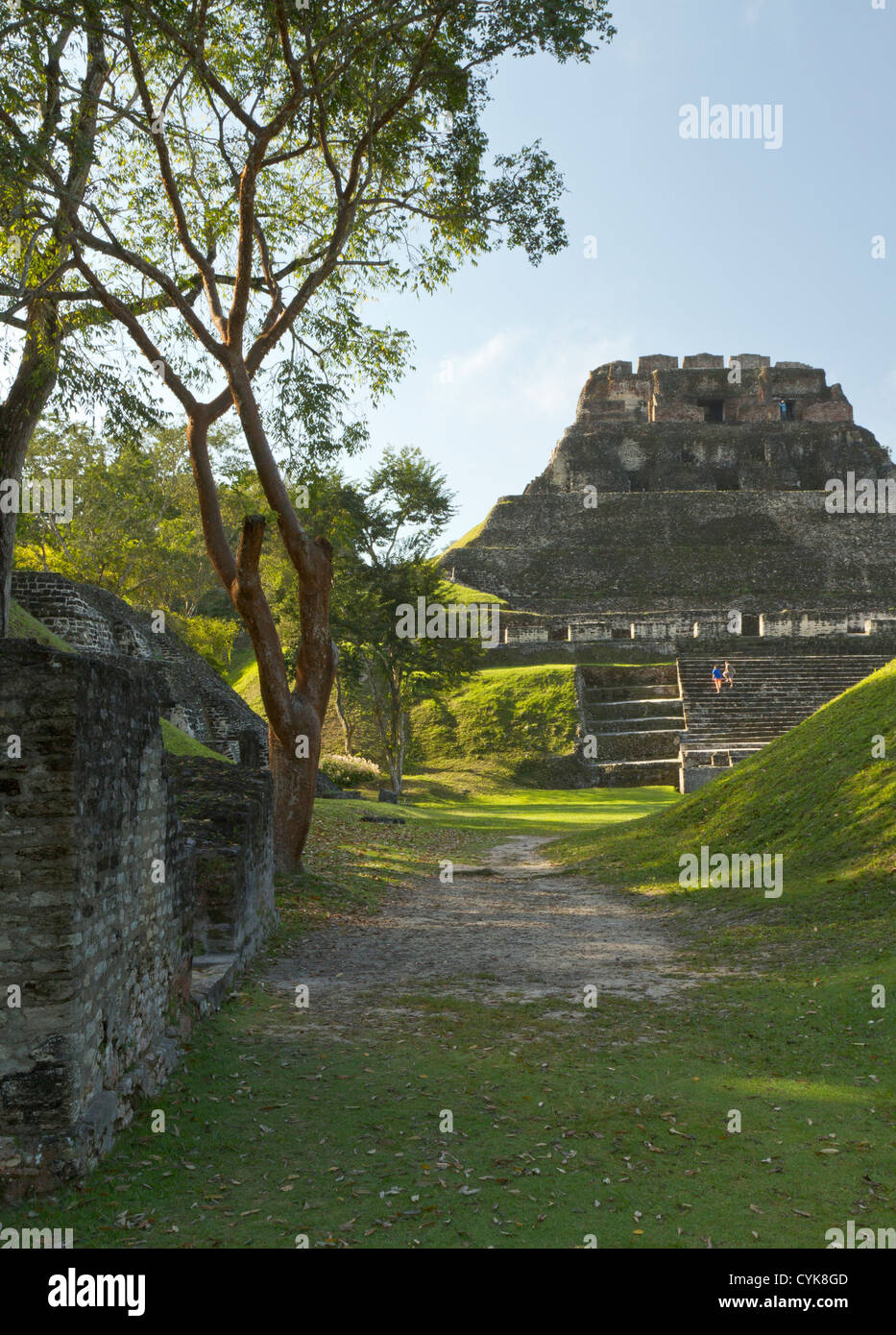 Xunantunich el castillo hi-res stock photography and images - Alamy