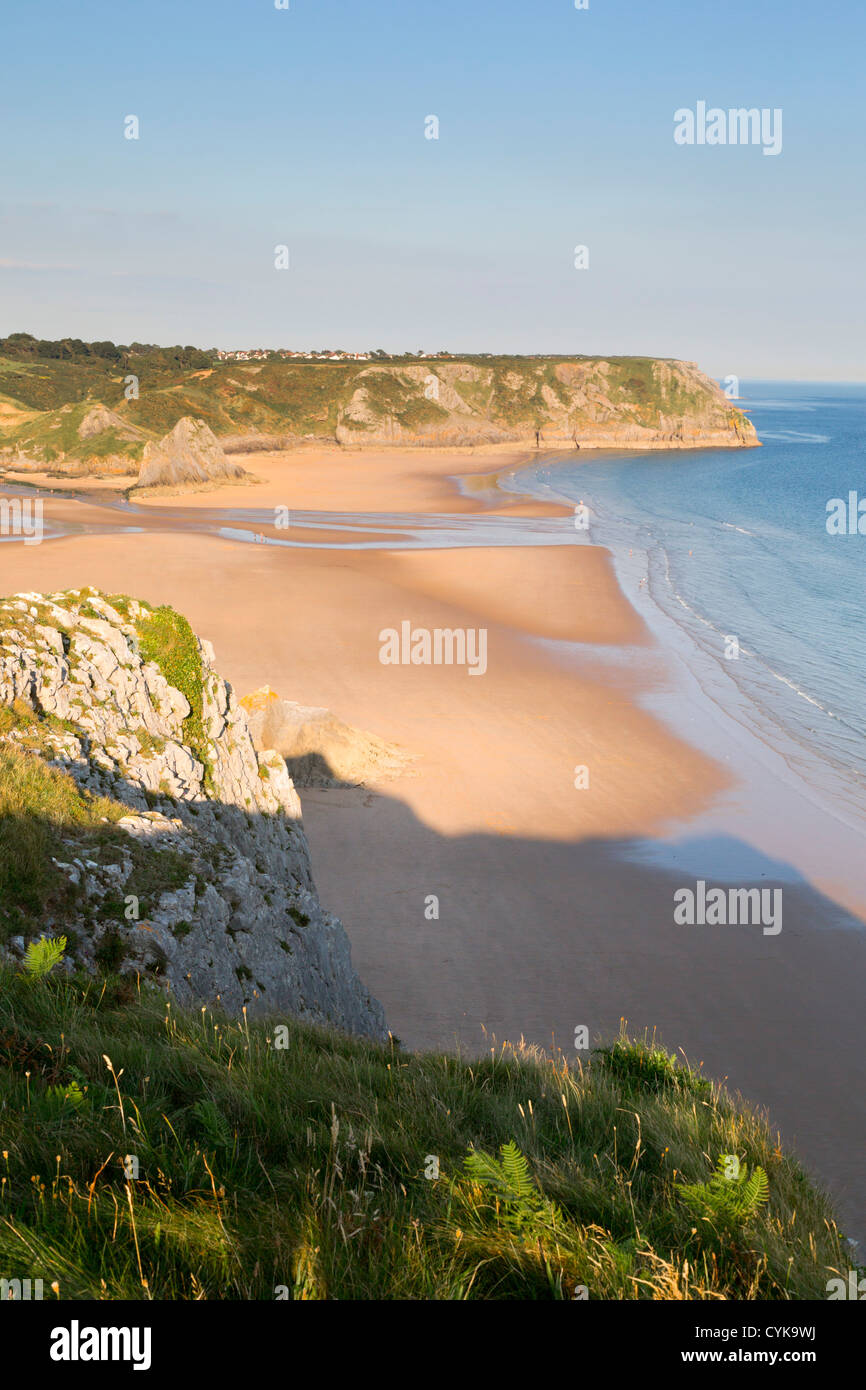 Three cliffs bay gower wales hi-res stock photography and images - Alamy
