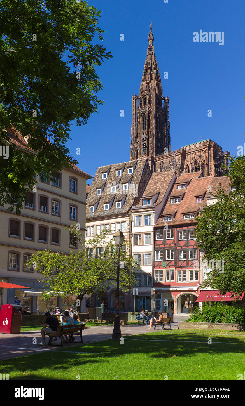 Place des Tripiers square, ancient houses and Notre-Dame gothic ...