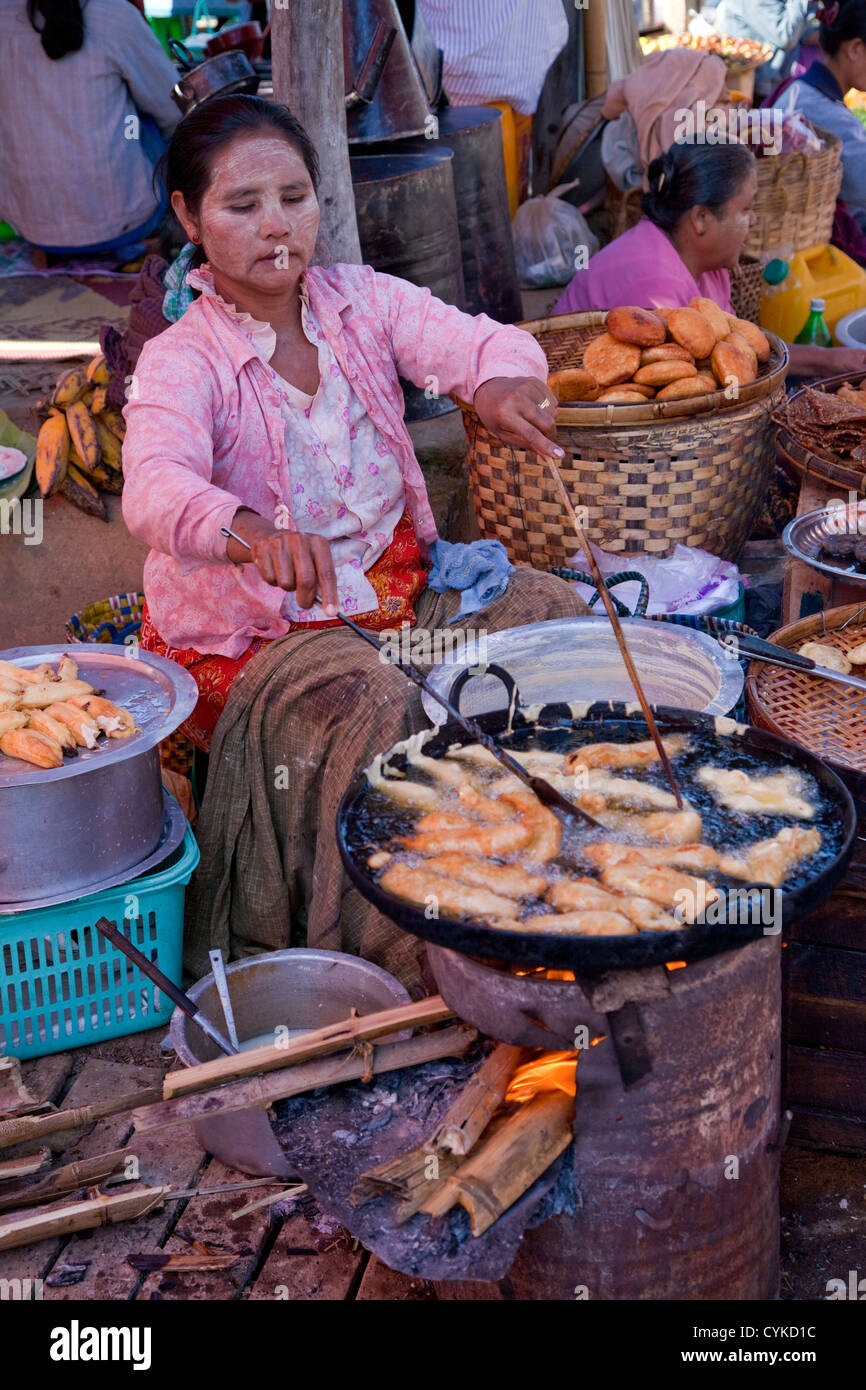 Myanmar burma woman cooking bananas hi-res stock photography and images ...