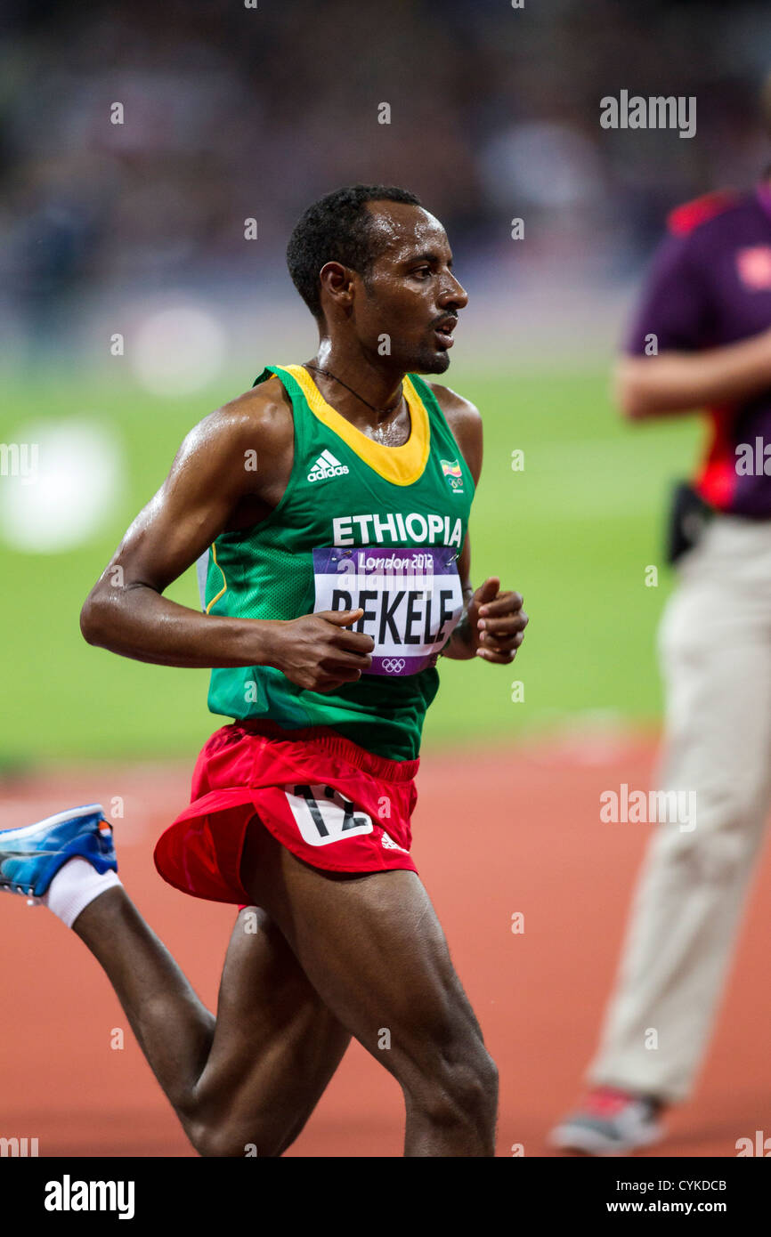 Kenenisa Bekele (ETH) competes in the men's 10,000 at the Olympic ...