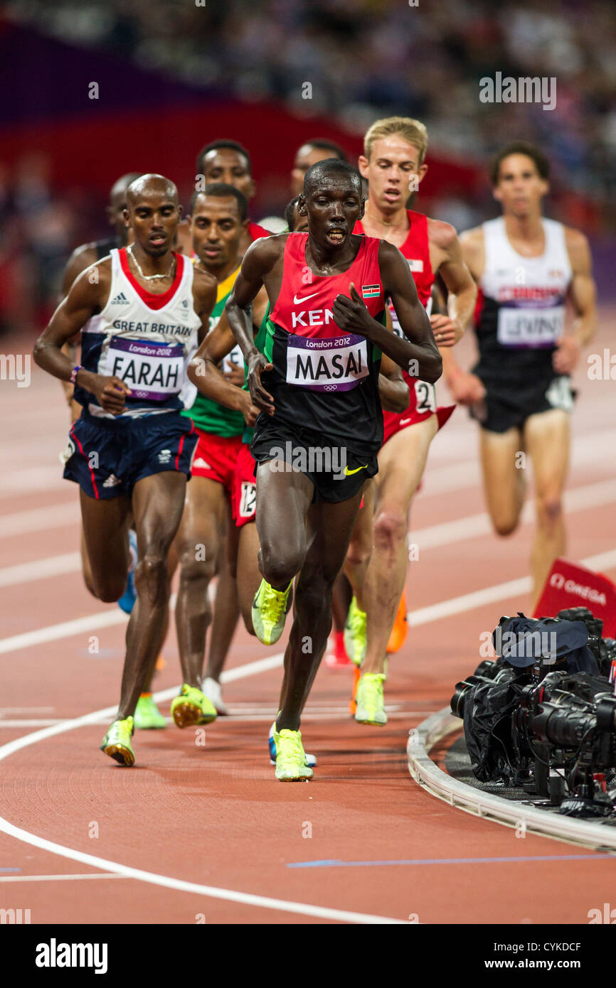 Moses Ndiema Masai (KEN) leads the men's 10,000 at the Olympic Summer ...