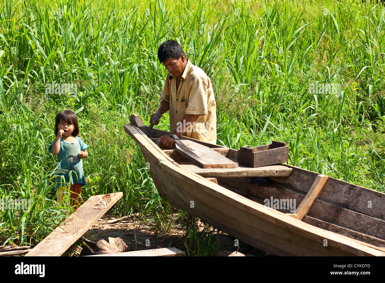 Amazon tribe peru hi-res stock photography and images - Alamy