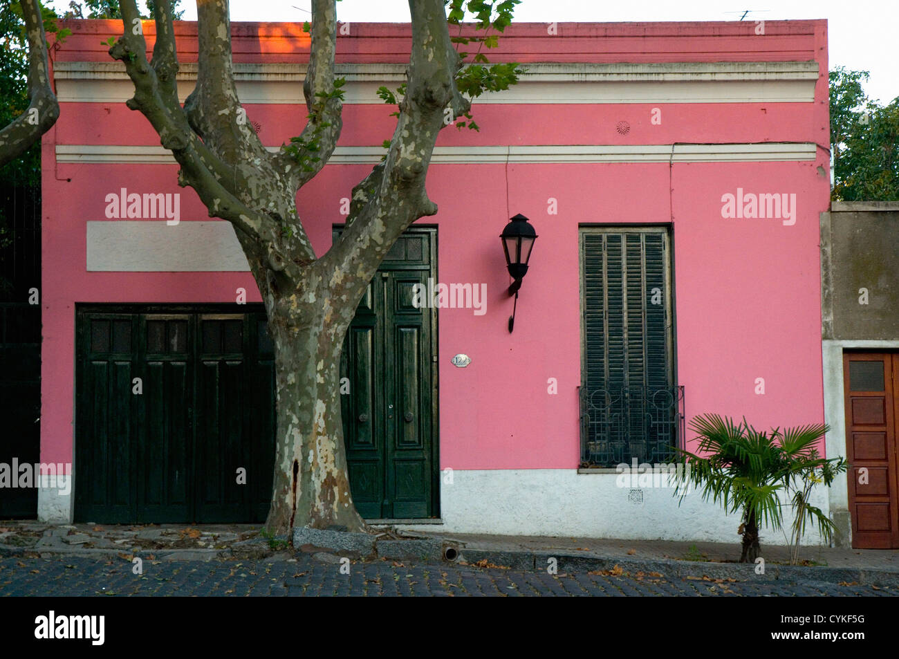 Uruguay. Colonia del Sacramento. Barrio Historico. Pink colonial house ...