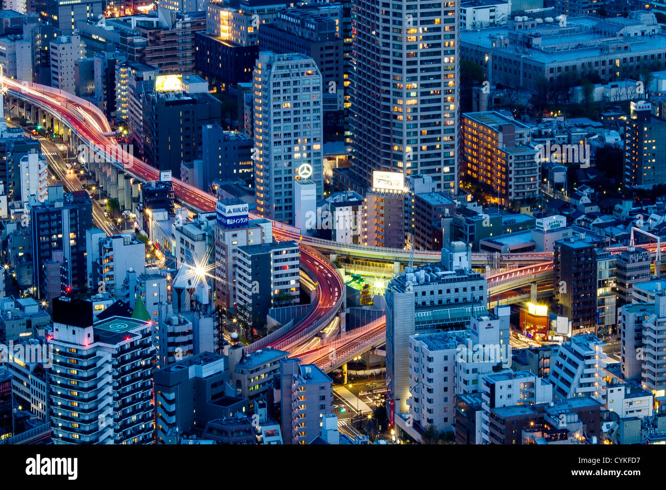 Roppongi hills mori tower hi-res stock photography and images - Alamy