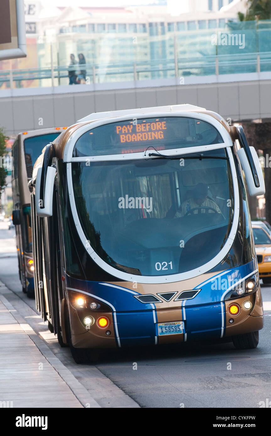 Regional bus hi-res stock photography and images - Alamy