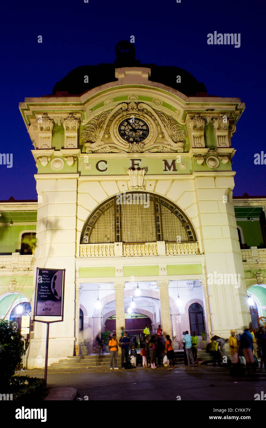 Mozambique maputo station hi-res stock photography and images - Alamy