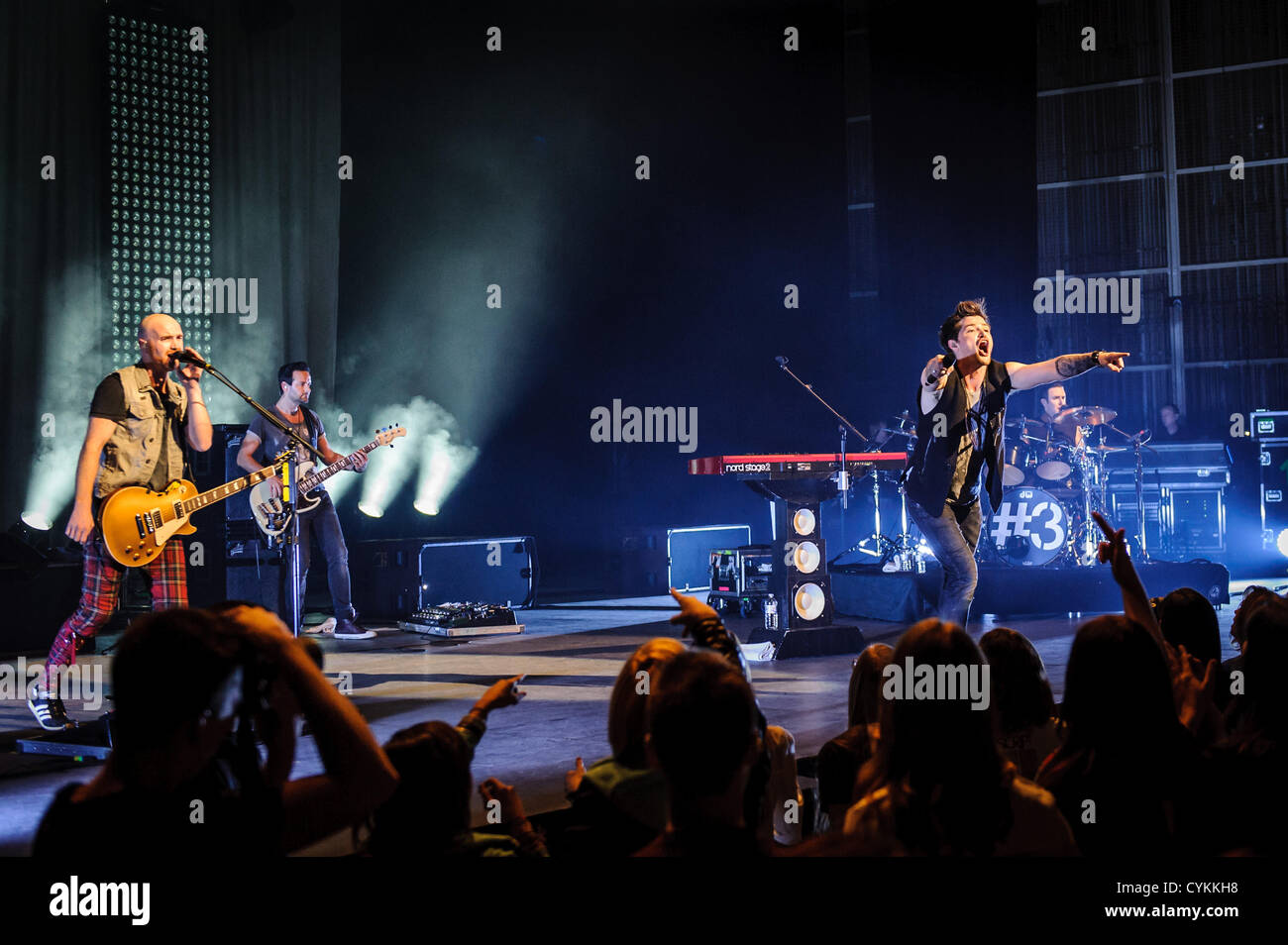 Nov. 6, 2012 - Toronto, Ontario, Canada - Guitarist MARK SHEERAN, lead ...