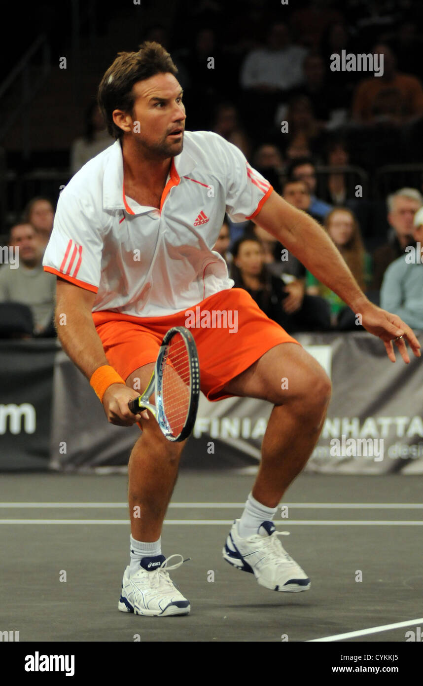 Pat rafter tennis hi-res stock photography and images - Alamy
