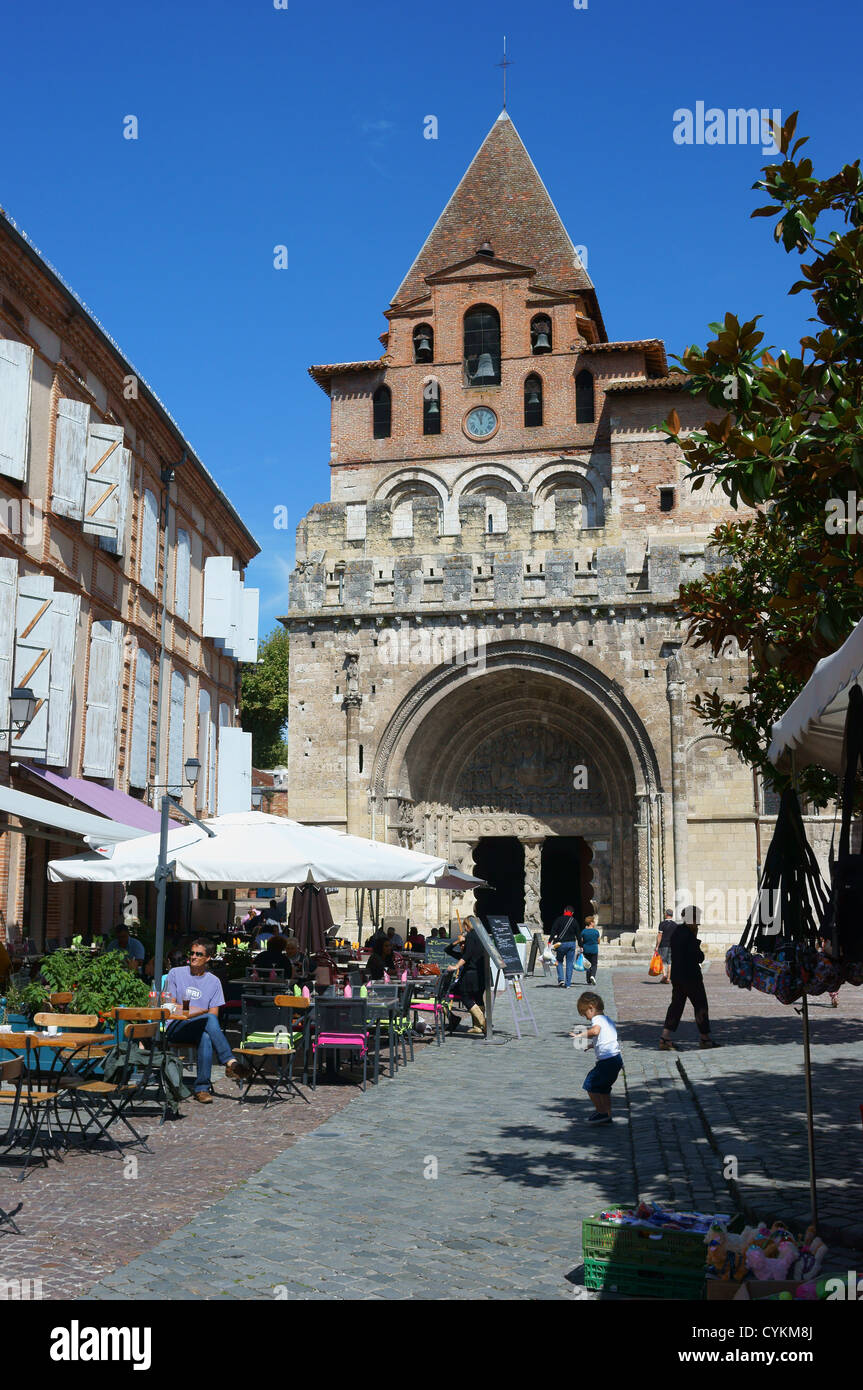 Cluniac cloister Abbey of Saint-Pierre Moissac Stock Photo - Alamy