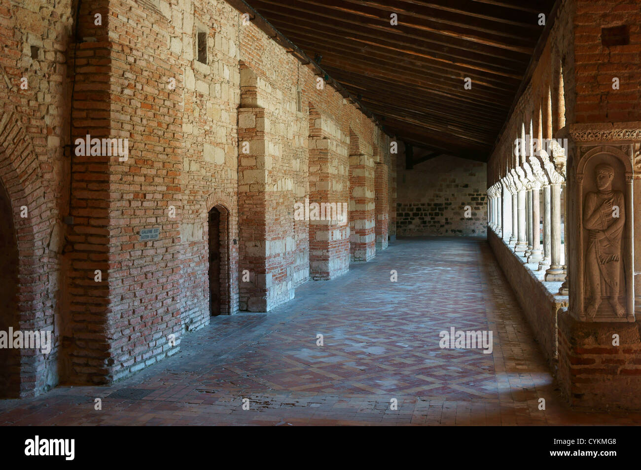 Cluniac cloister Abbey of Saint-Pierre Moissac Stock Photo - Alamy