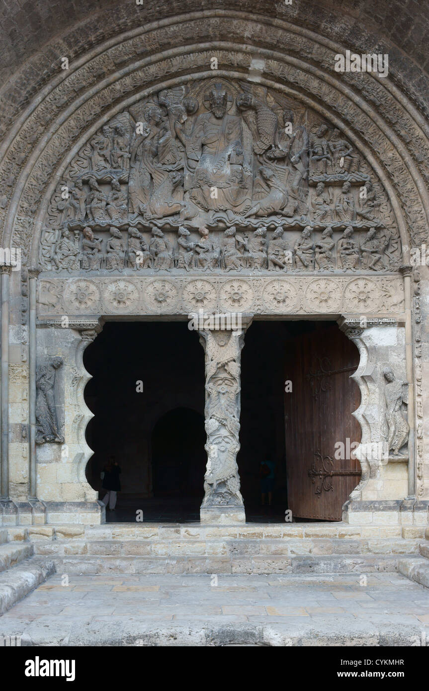Entrance and tympanum Cluniac cloister Abbey of Saint-Pierre Moissac ...