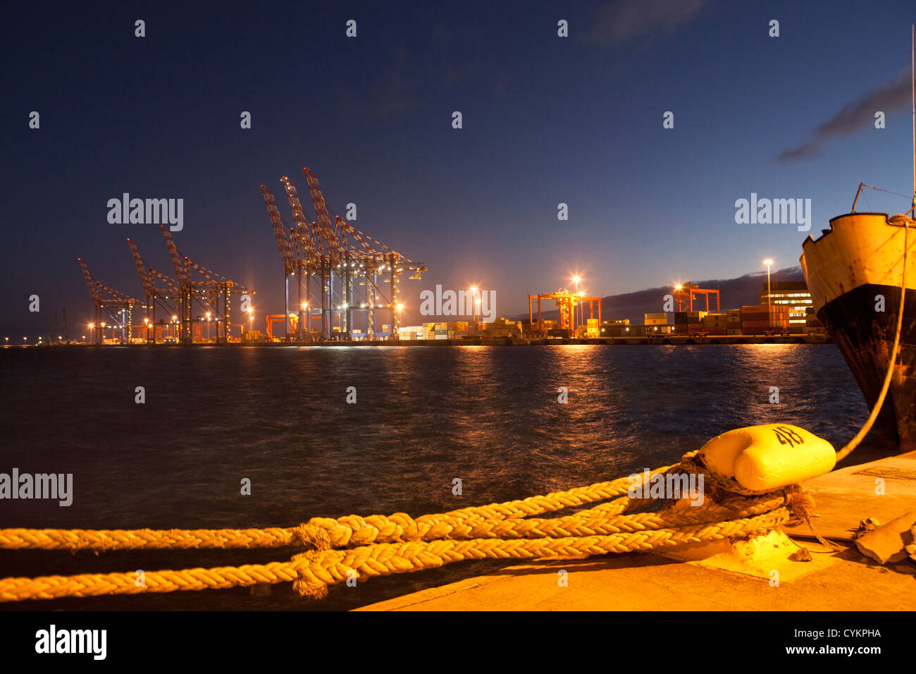 Rope docking ship in shipyard Stock Photo - Alamy