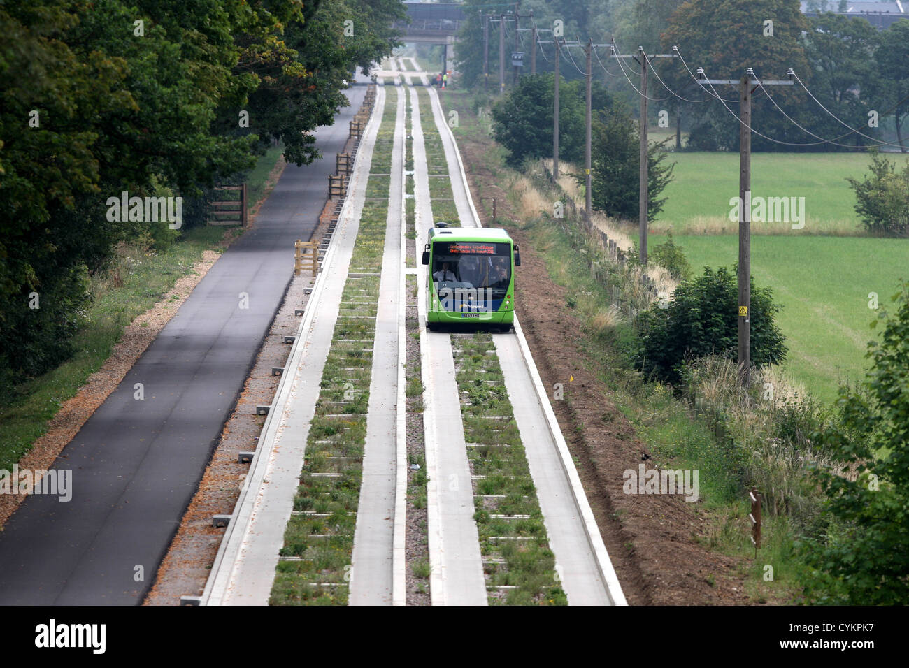 GUIDED BUSWAY IN CAMBRIDGE,ENGLAND Stock Photo - Alamy
