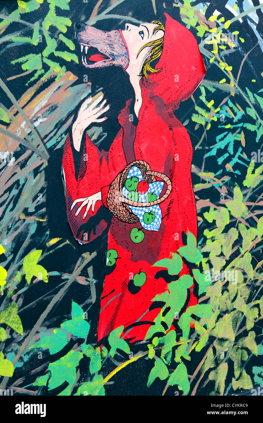 Art on the exterior of The Chelsea Art Club in Chelsea's Old Church ...