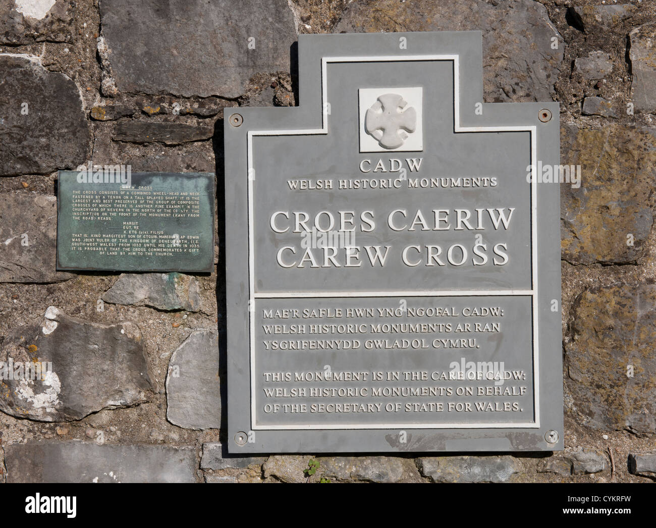 Carew castle cross celtic hi-res stock photography and images - Alamy