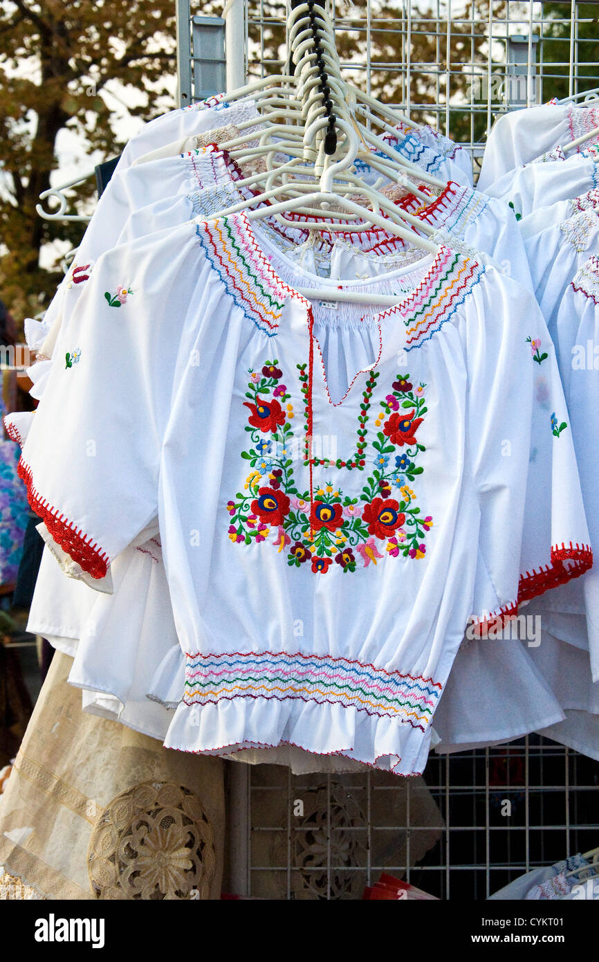 Hungary, Budapest, tourist market Stock Photo - Alamy