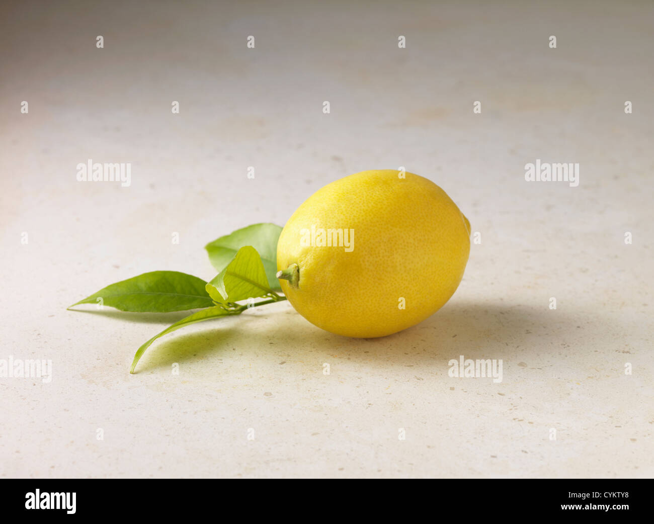 Whole lemon fruit leaf hi-res stock photography and images - Alamy